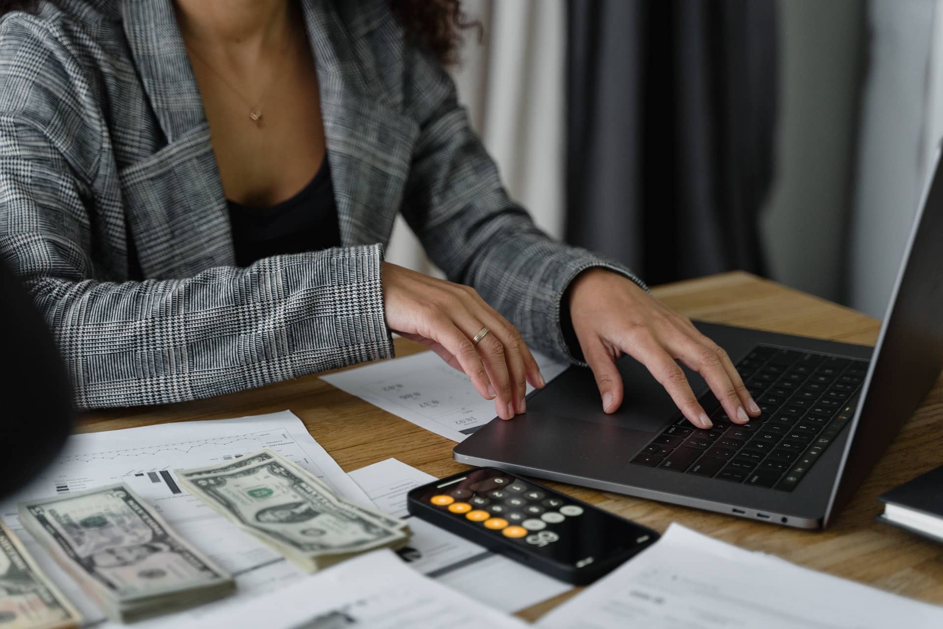 How To Streamline Accounts Payable And Accounts Receivable Automation
